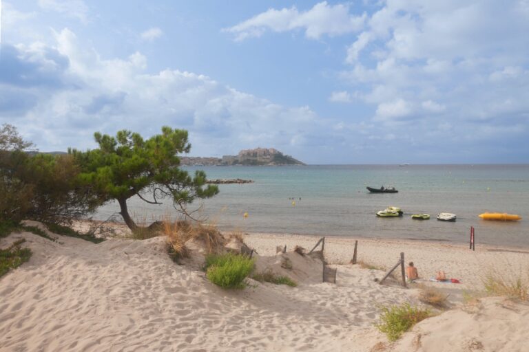 Visiter l'île Rousse et ses environs : les incontournables