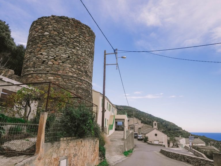 Visiter Rogliano : que faire et que voir sur cette commune du Cap Corse