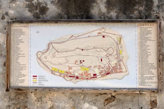 Visiter l'île de Spinalonga : informations et guide de visite