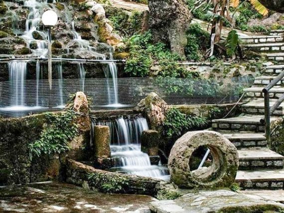 Argyroupoli : cascades, sources, vieux moulins et ancienne ville