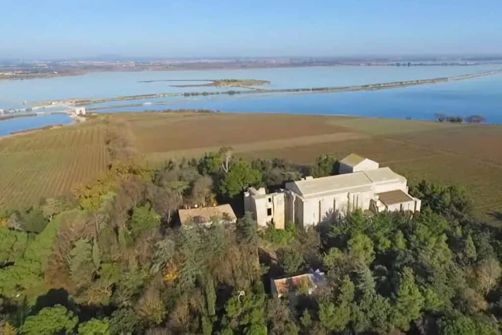 Cathédrale de Maguelone : une visite entre mer et lagune