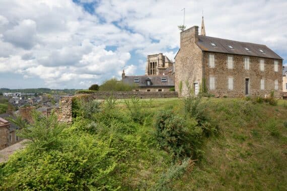 Visiter Guingamp et environs : 9 incontournables – Bouger & Voyager