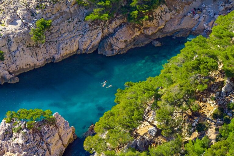 Les meilleures calanques et comment les visiter depuis Marseille et Cassis