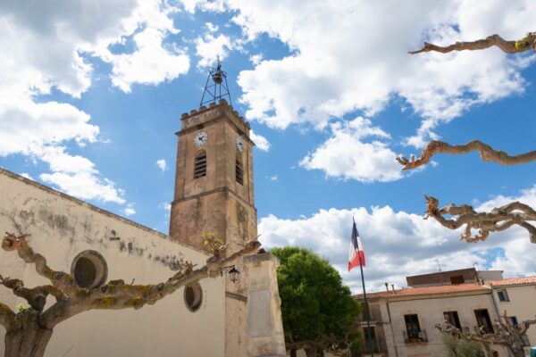 Visiter Bouzigues : le charme paisible d'un village ostréicole